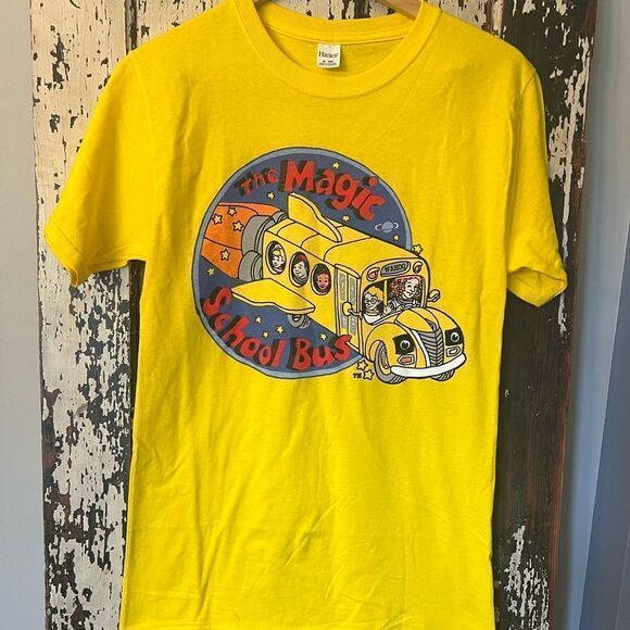 Hanes | Tops | Nwot Retro The Magic School Bus Unisex Tshirt Sizesmall ...